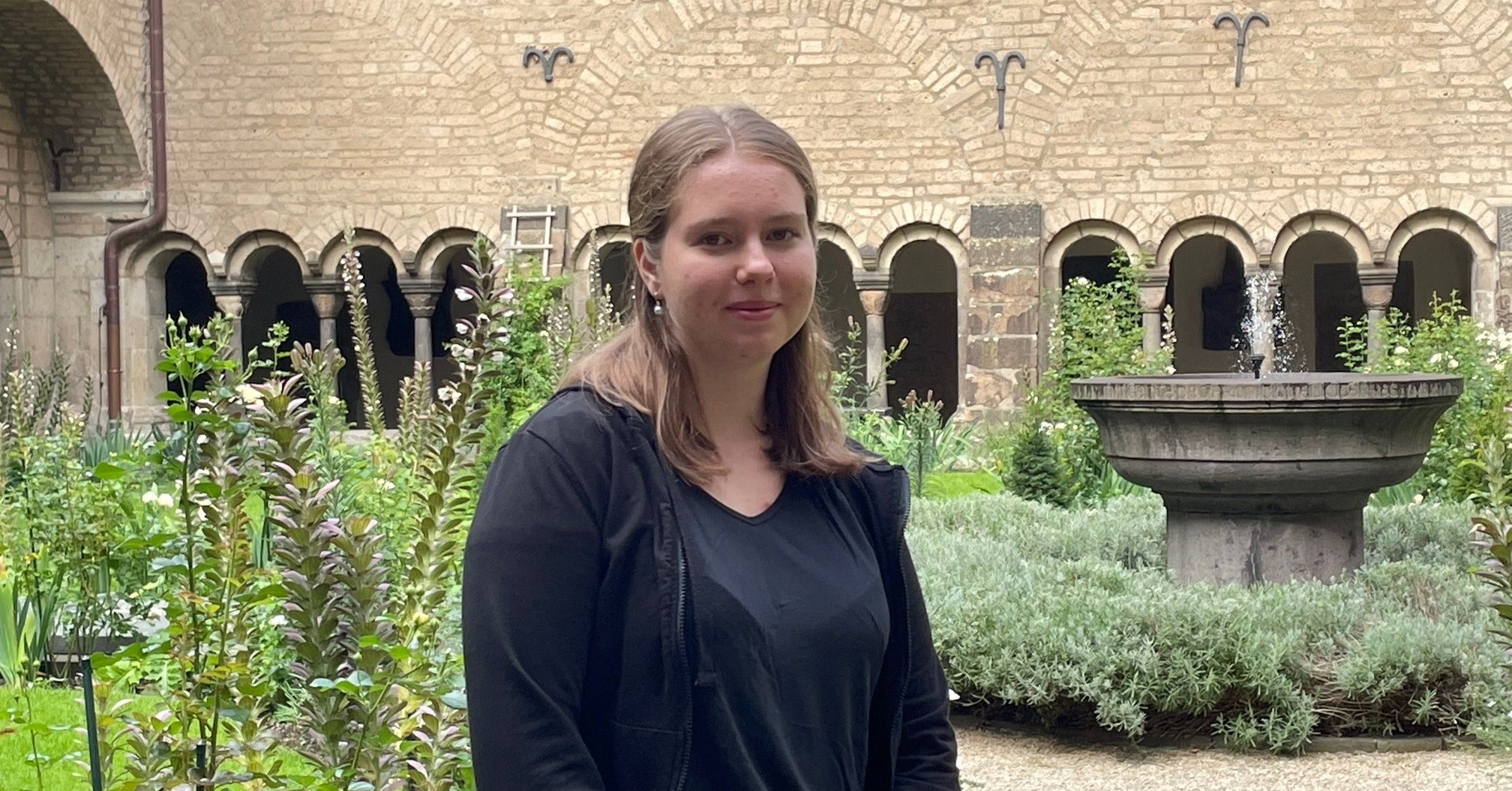 Lilly Hartmann stellt sich der Münstergemeinde vor | Bonner Münster